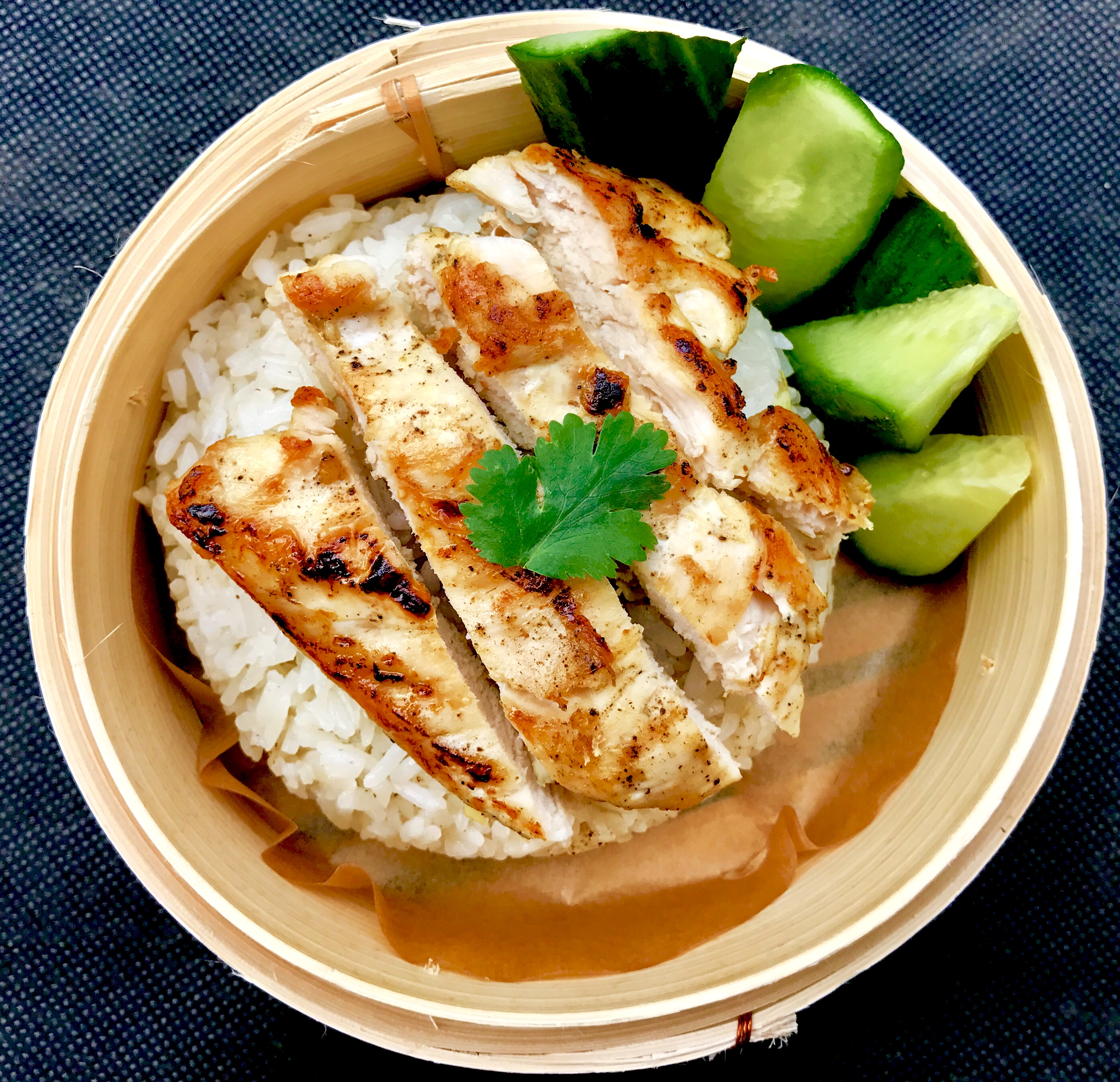 Simple Chicken And Garlic Rice | Easy Thai Recipes | Enjoy Thai Food