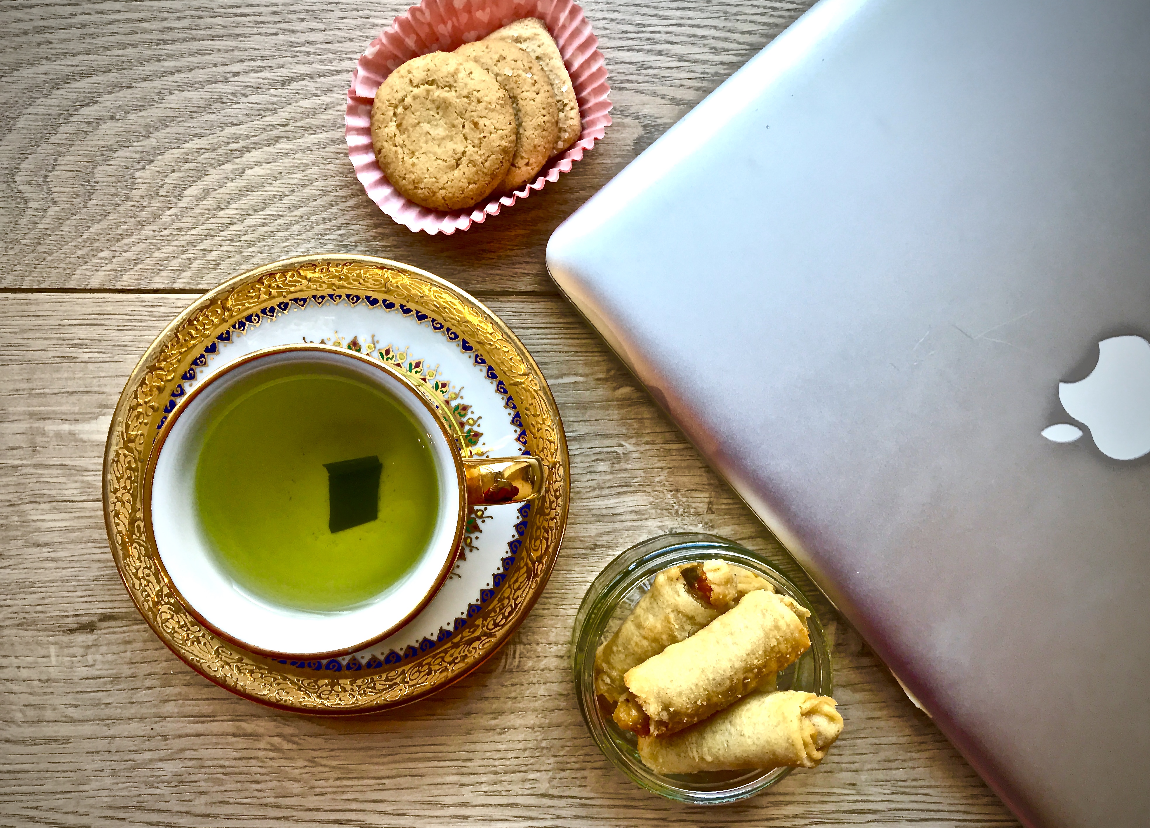 PANDAN AND LEMONGRASS TEA - Thai Food Made Easy